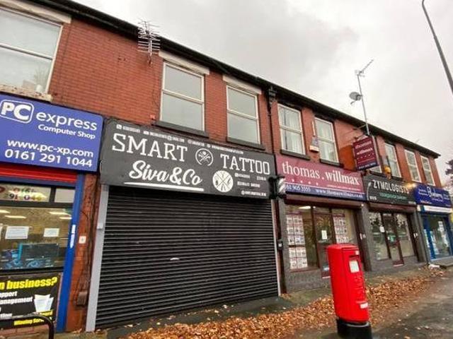 2 bedroom flat for rent in Washway Road Sale Greater Manchester M33