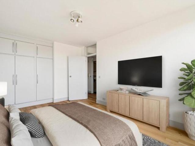 2 bedroom flat for rent in Waterford House, 100 110 Kensington Park Road, London W11