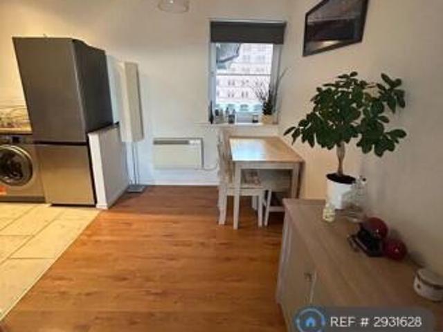 2 bedroom flat for rent in Waterloo Quay, Liverpool, L3