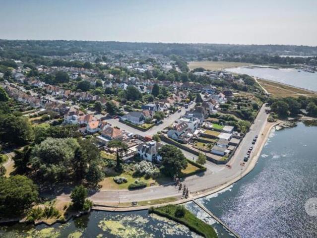 2 bedroom flat for rent in Water's Edge Twemlow Avenue, Poole Park, Poole, BH14 8AN, BH14