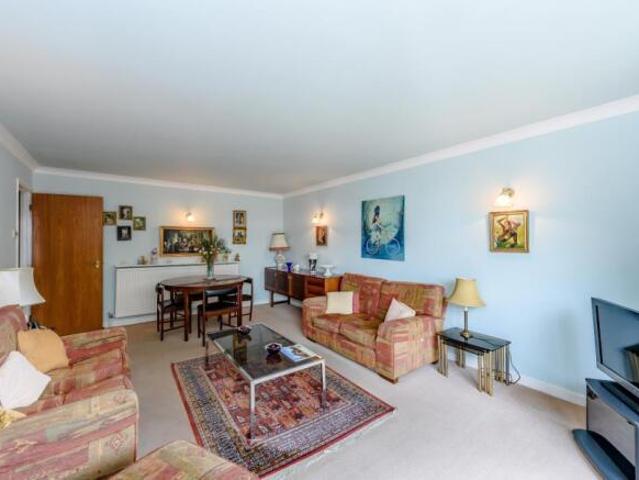 2 bedroom flat for rent in Watford Road, HA6