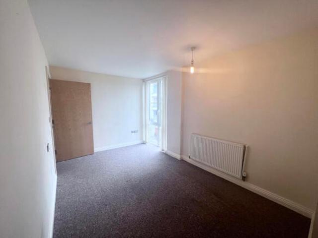 2 bedroom flat for rent in Watkin Road, Freemens Meadow, Leicester, LE2