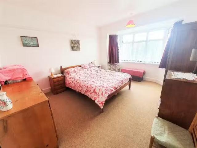 2 bedroom flat for rent in WAYSIDE ROAD, Southbourne, Bournemo.