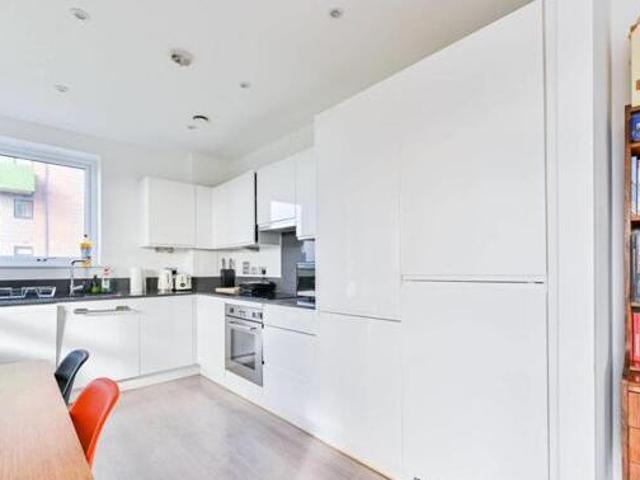 2 Bedroom Flat For Rent In Wembley Park, Wembley