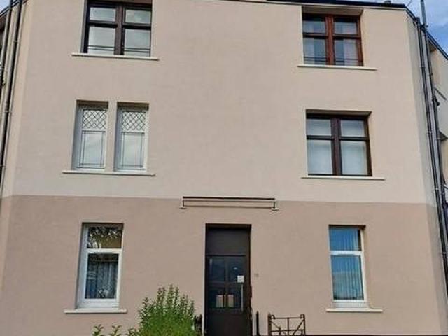 2 bedroom flat for rent in Wedderburn Street Dundee DD3