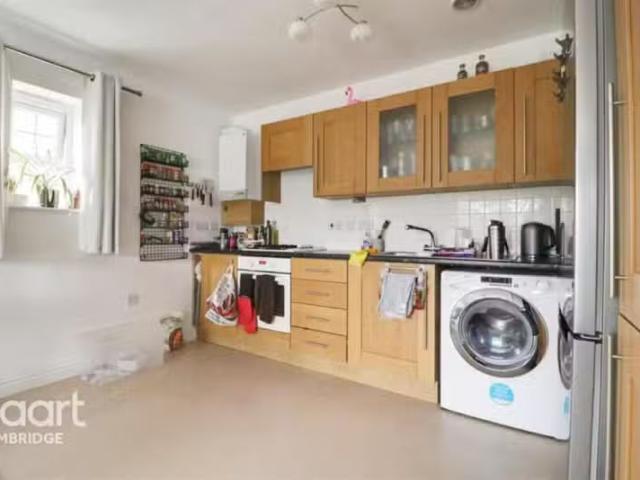 2 bedroom flat for rent in Wellbrook Way, CAMBRIDGE, CB3