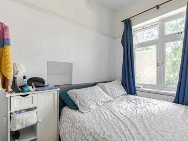 2 bedroom flat for rent in Wellington Gardens, Twickenham, TW2