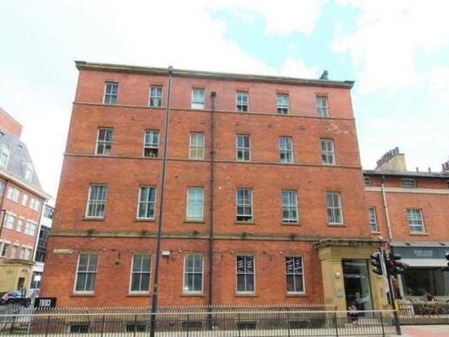 2 bedroom flat for rent in Wellington Street Leeds LS1
