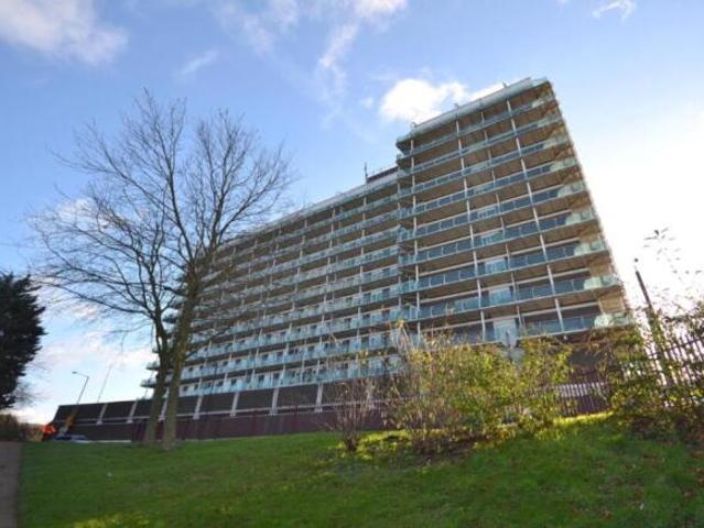 2 bedroom flat for rent in Wellington Street, Northampton, NN1