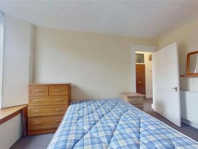 2 bedroom flat for rent in Wellshot Road, Glasgow, G32
