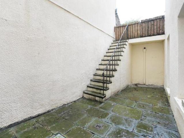 2 bedroom flat for rent in West Mall, Clifton, BS8