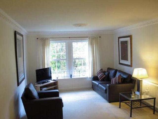 2 bedroom flat for rent in West Mill Bank, Edinburgh, EH13
