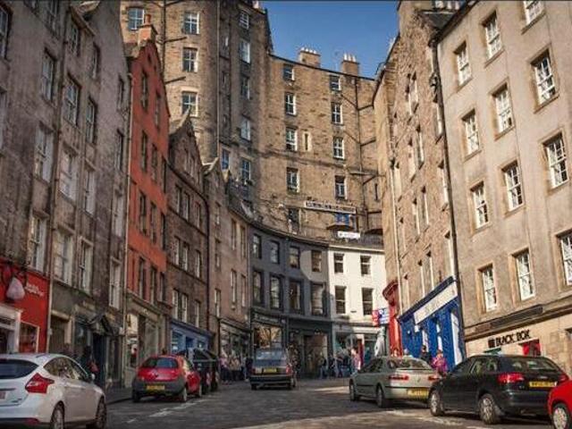 2 Bedroom Flat For Rent In West Bow, Edinburgh