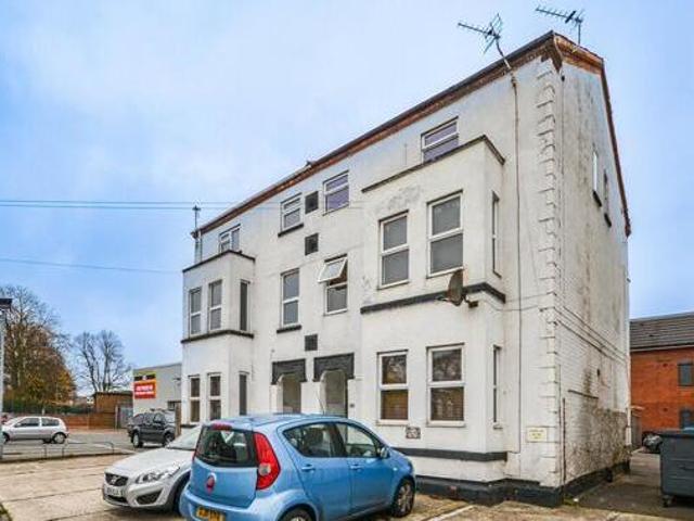 2 Bedroom Flat For Rent In West Bridgford