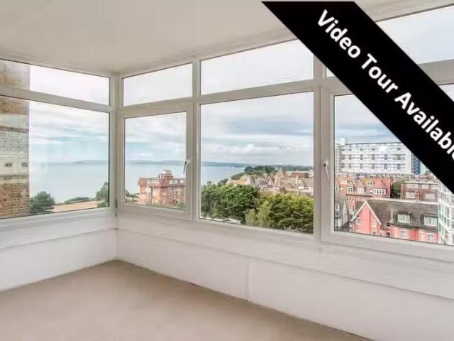 2 bedroom flat for rent in West Cliff Road, Bournemouth, BH2