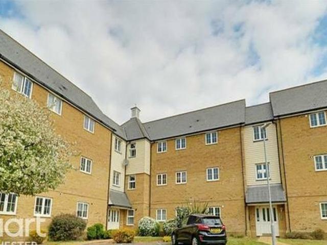 2 bedroom flat for rent in West Colchester CO3