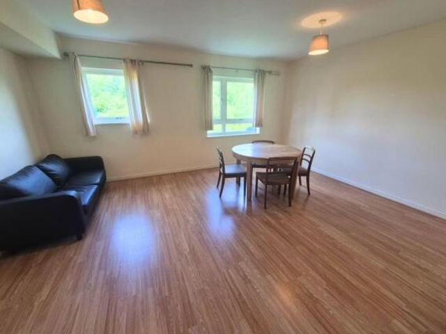 2 bedroom flat for rent in West Cotton Close, Far Cotton, Northampton, NN4