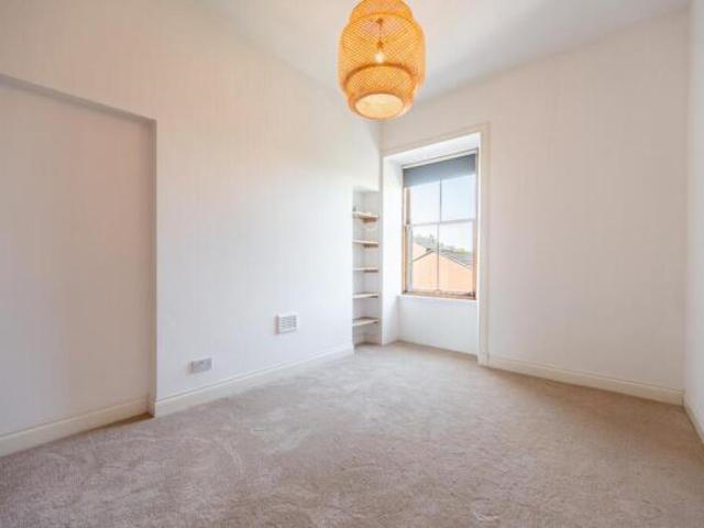 2 bedroom flat for rent in West Graham Street, Glasgow, G4