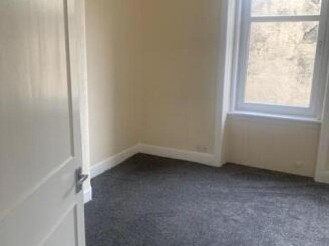 2 bedroom flat for rent in West High Street, Kirkintilloch, G66