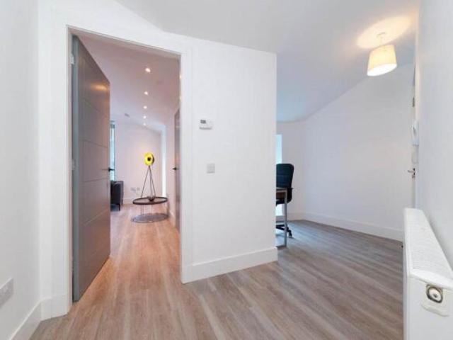 2 bedroom flat for rent in West Scotland Street Lane, New Town, Edinburgh, EH3
