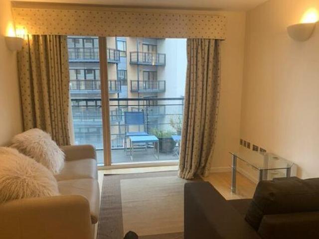 2 Bedroom Flat For Rent In West Yorkshire, Uk