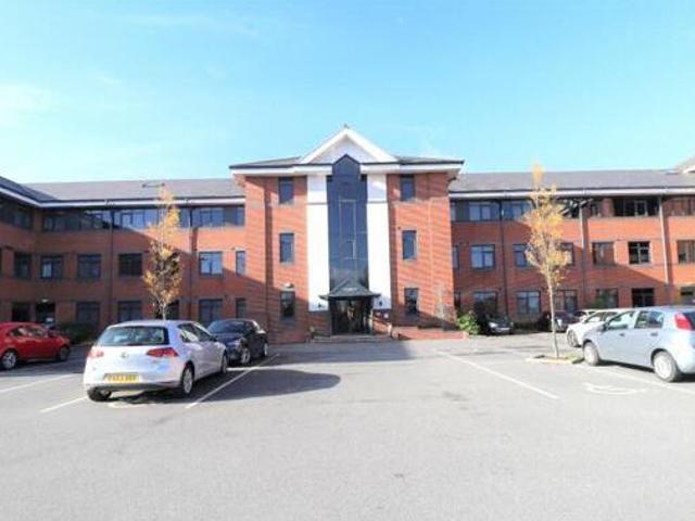 2 Bedroom Flat For Rent In West Yorkshire, Uk