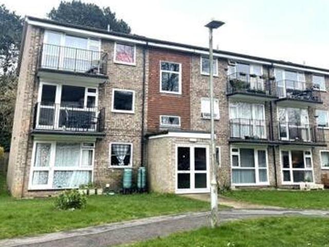 2 Bedroom Flat For Rent In Westcote Road