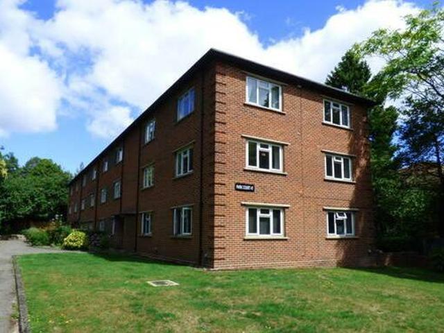 2 bedroom flat for rent in Westbourne BH13