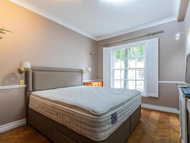 2 bedroom flat for rent in Westgate Street, Cardiff, CF10