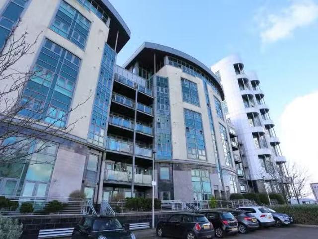 2 bedroom flat for rent in Western Harbour Way, Newhaven, Edin.