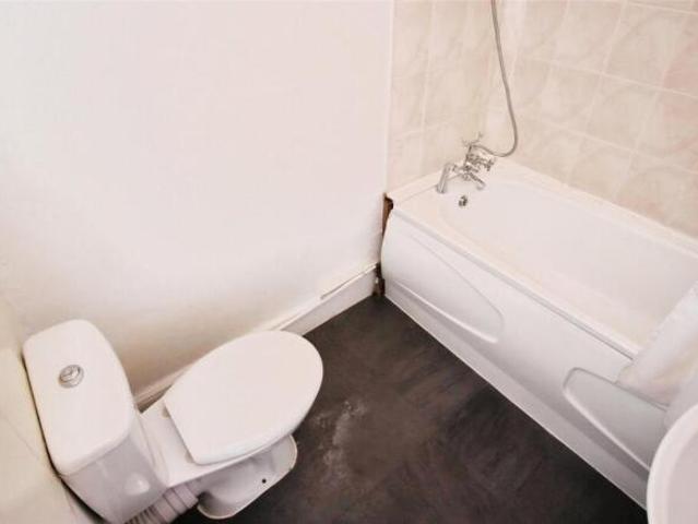 2 bedroom flat for rent in Western Parade, Southsea, Hampshire, PO5