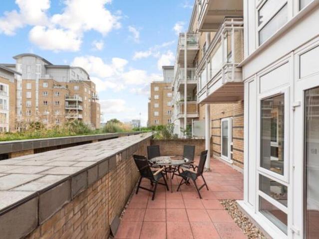 2 bedroom flat for rent in Westferry Road, Isle Of Dogs, London, E14