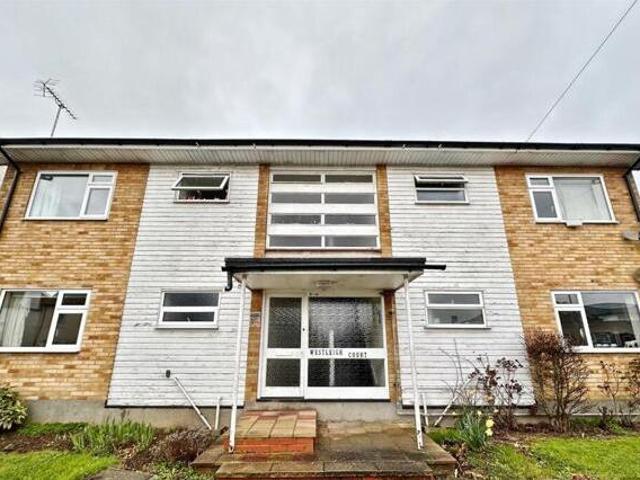 2 Bedroom Flat For Rent In Westleigh Avenue