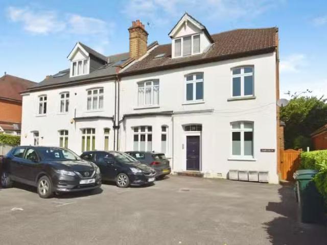 2 bedroom flat for rent in Westmoreland Road Bromley BR2
