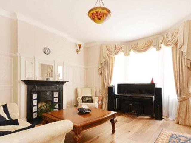 2 Bedroom Flat For Rent In Westminster, London
