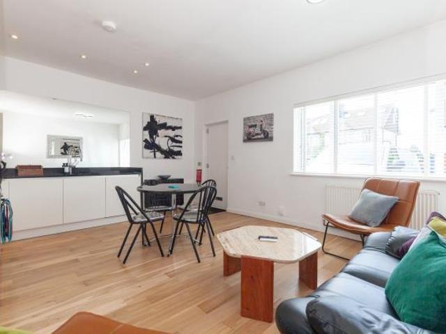 2 bedroom flat for rent in Wharton Road, Headington, Oxford, OX3