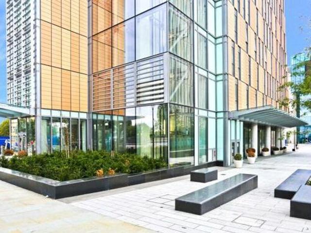 2 Bedroom Flat For Rent In White City, London