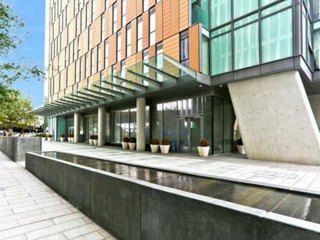 2 Bedroom Flat For Rent In White City, London