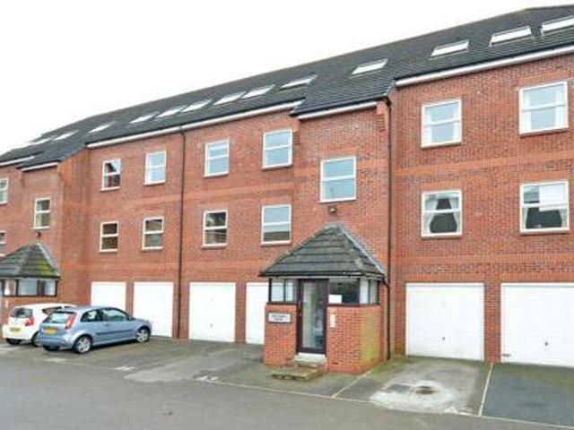 2 Bedroom Flat For Rent In Whitecross Gardens, York