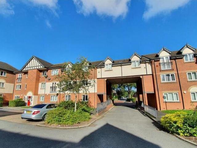2 Bedroom Flat For Rent In Whitefield, Manchester