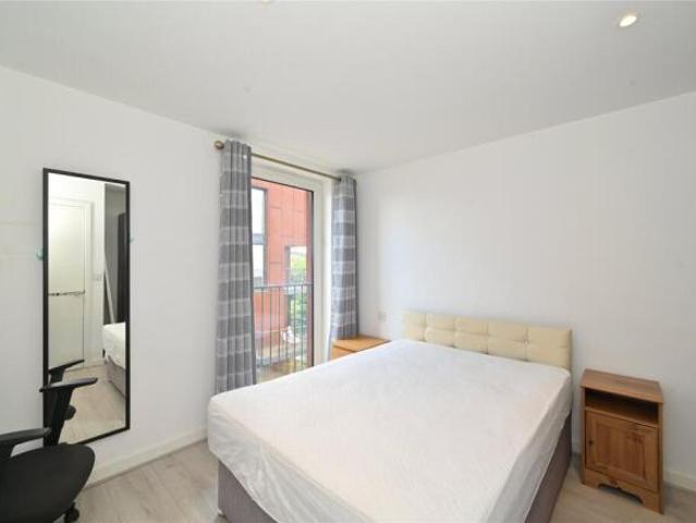 2 bedroom flat for rent in Whiting Way, Marine Wharf, London, SE16