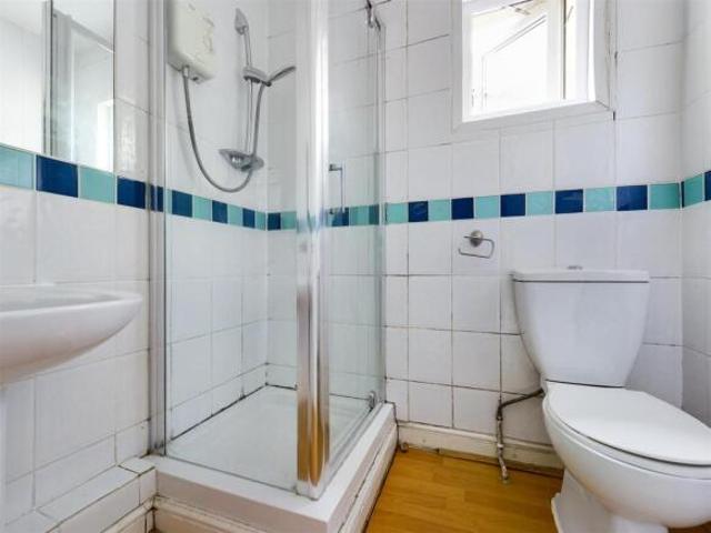 2 bedroom flat for rent in Whippingham Road, Brighton, BN2