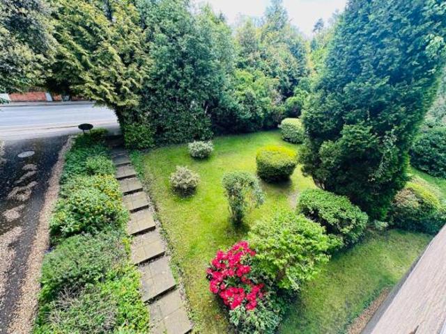 2 bedroom flat for rent in Wimborne Road, BOURNEMOUTH, BH2