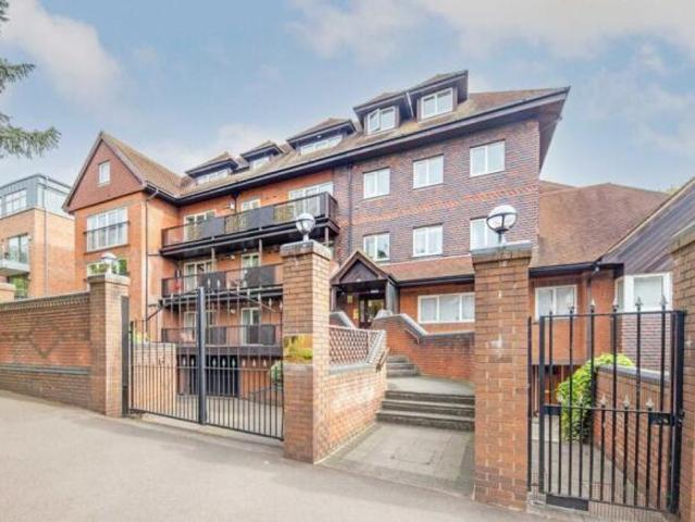 2 bedroom flat for rent in Wimbledon Hill Road, Wimbledon, SW19