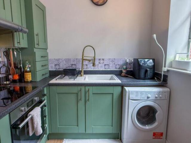 2 bedroom flat for rent in Wimbledon Street, St. Georges Mill, LE1