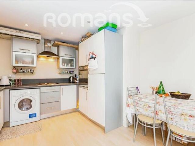 2 bedroom flat for rent in Winterthur Way, Basingstoke, RG21