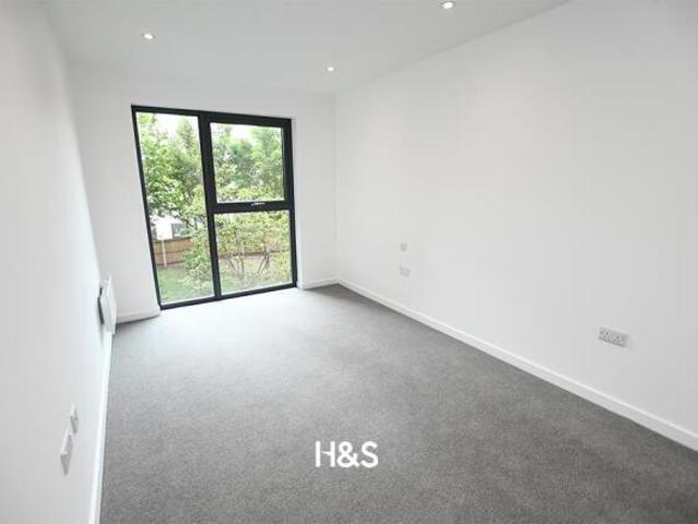2 bedroom flat for rent in Windmill Street, Birmingham, B1