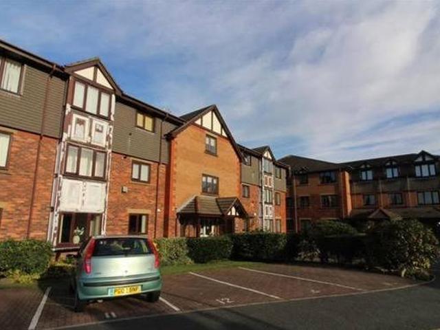 2 bedroom flat for rent in Windsor Court POULTONLEFYLDE FY6