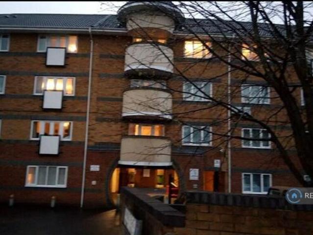2 bedroom flat for rent in Winslet Place, Reading, RG30
