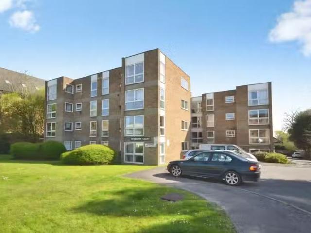 2 bedroom flat for rent in Widmore Road Bromley BR1